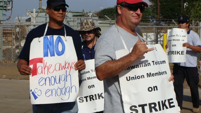 VIDEO: IBEW Workers at Hawaiian Telcom Hold 2-Day Strike : Maui Now
