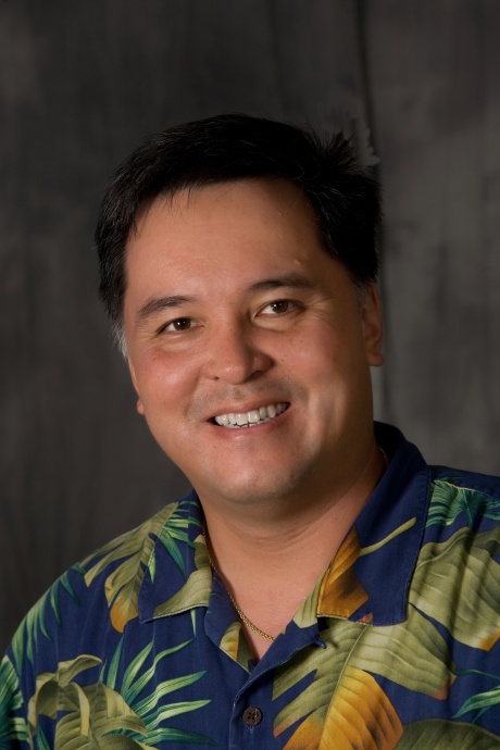 Kevin Yoshida Receives Promotion at Central Pacific Bank : Maui Now
