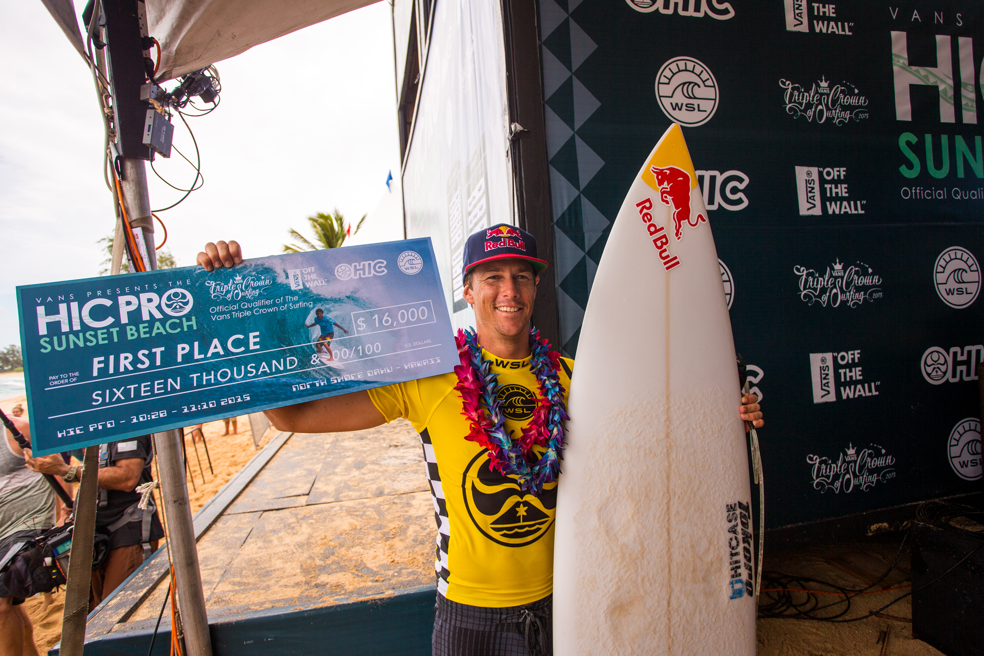 Maui's Ian Walsh Wins HIC Pro Surf Contest | Maui Now | Hawaii News