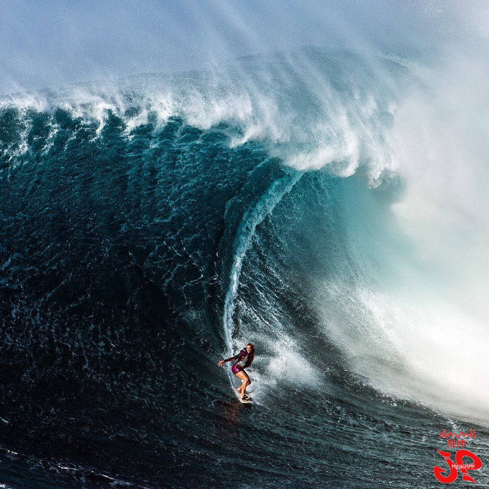 PHOTOS: First Pe’ahi “Jaws” Swell of 2016 : Maui Now