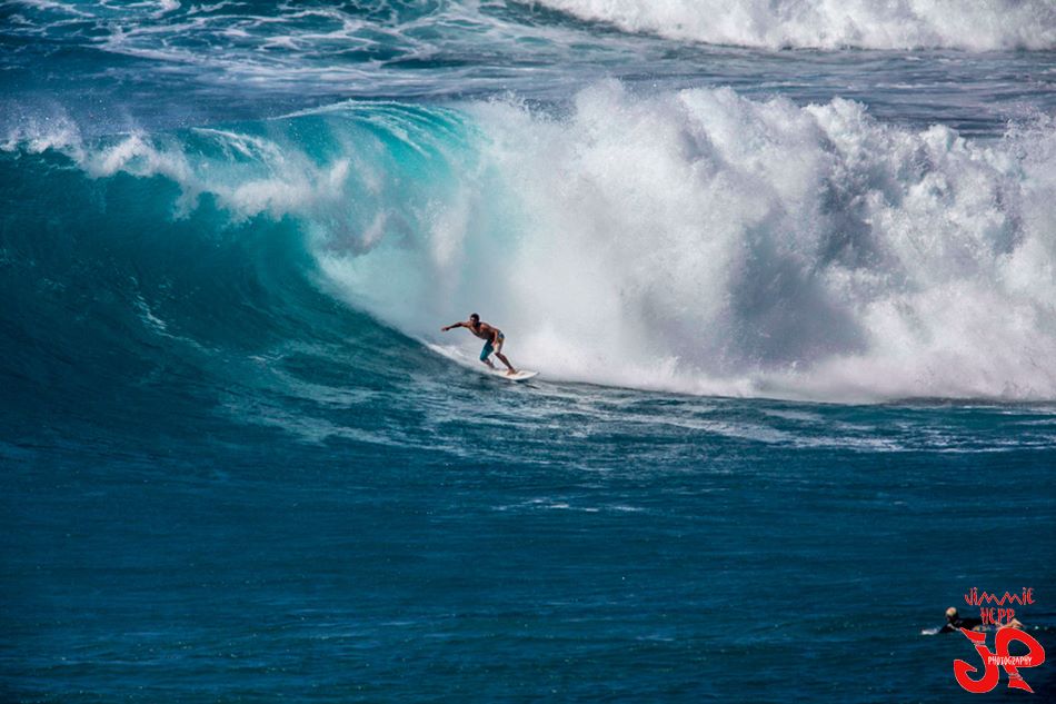 Warning Level Surf Continues Today : Maui Now