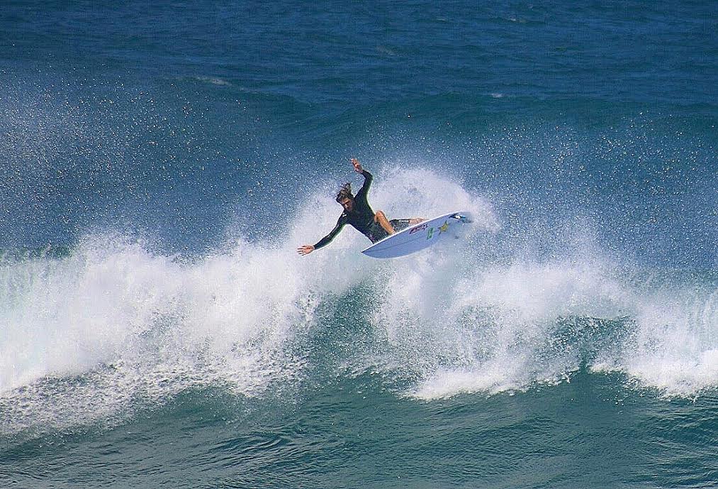 High Surf Warning Extended Through the Day : Maui Now