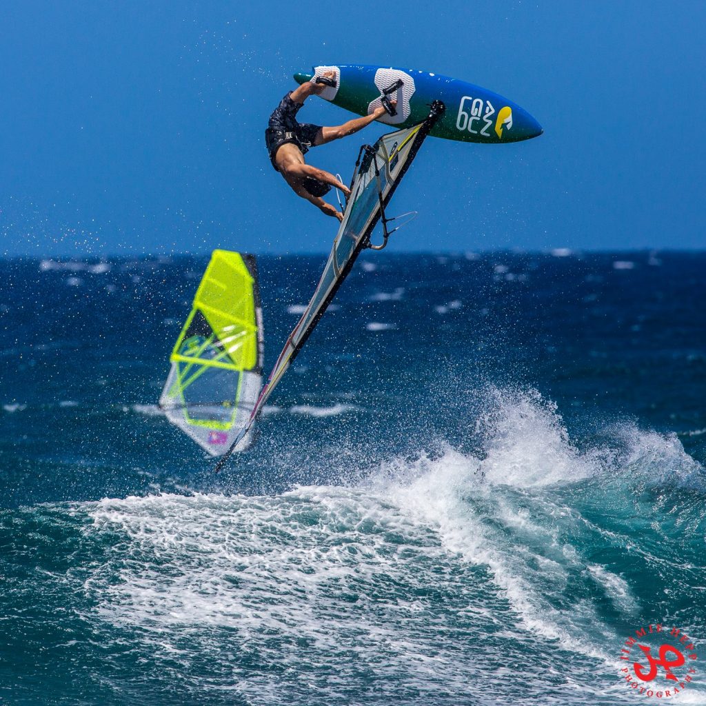 WNW Reinforced With NW Swell Today, SSW Continues : Maui Now