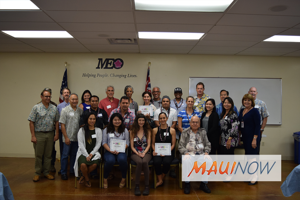 Fifteen Students Graduate From MEOʻs Business Course : Maui Now