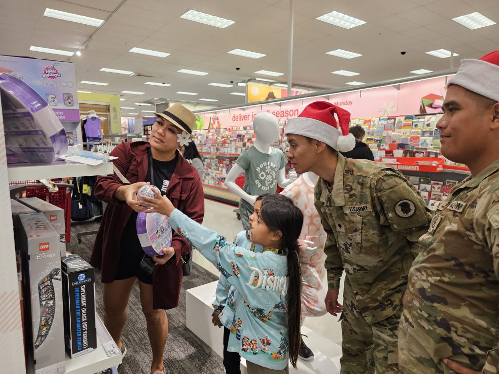 Target’s Heroes & Helpers event held in Kahului for kids impacted by Maui wildfires : Maui Now