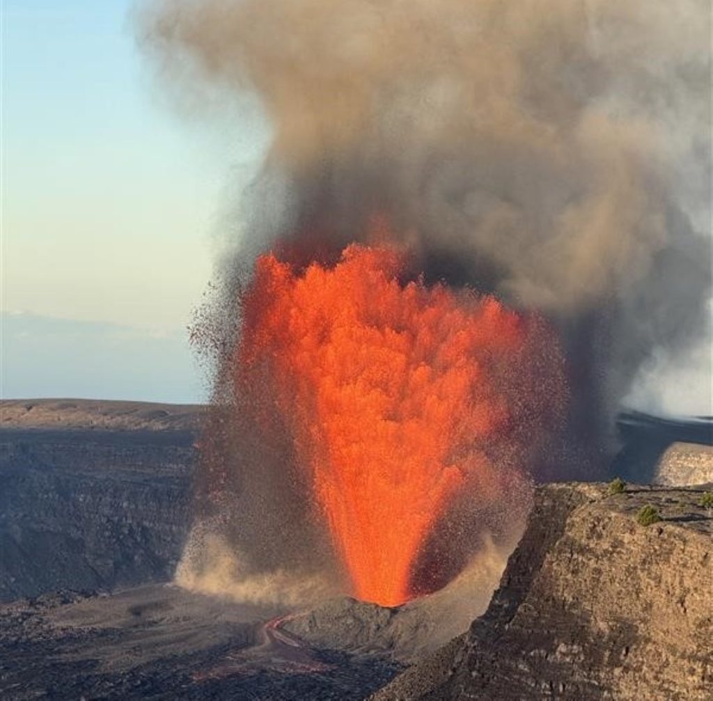 Volcano Watch: Snowshoeing on Kīlauea? High fountain episodes pose new ...