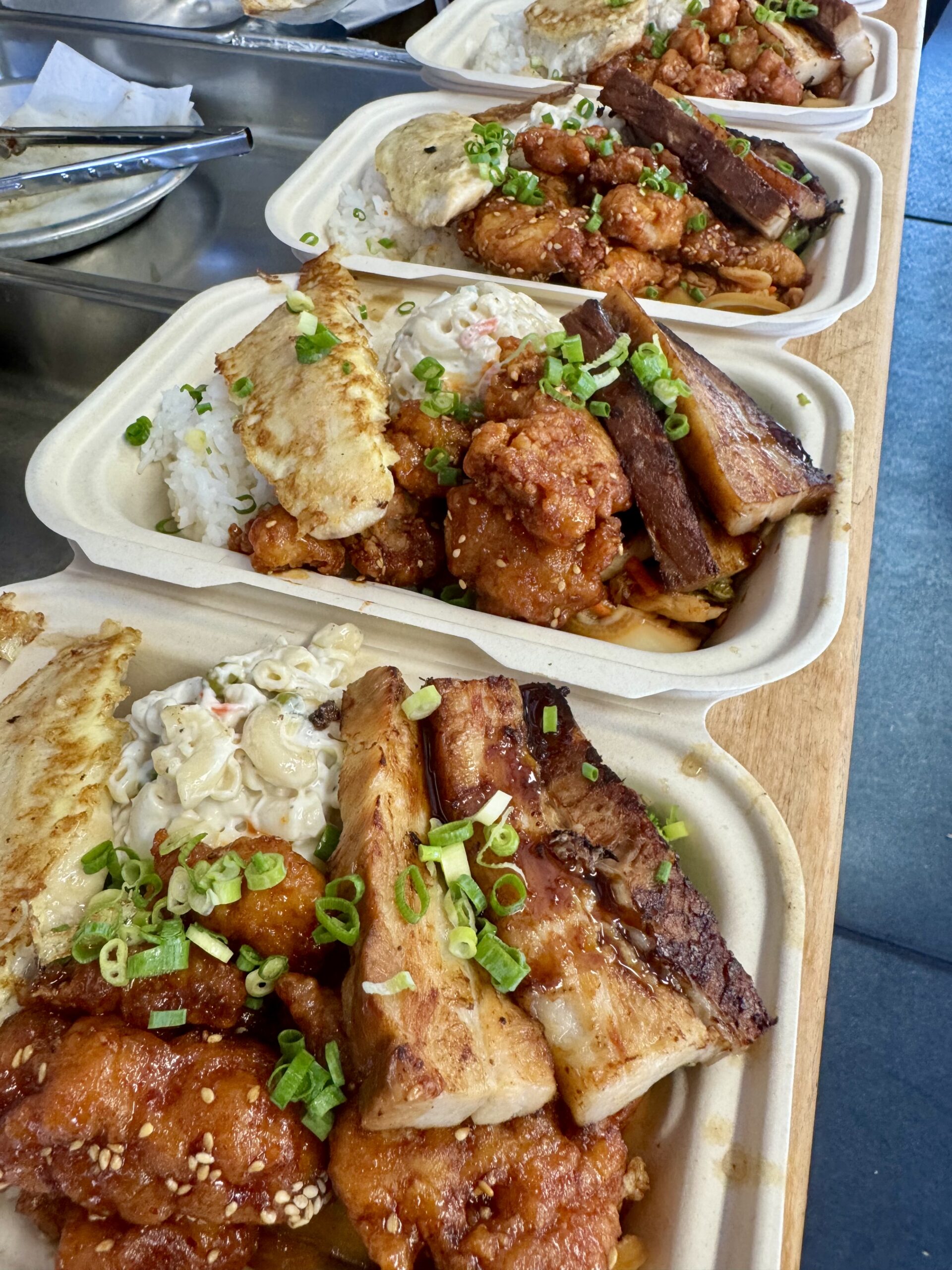 Maui Nui community steps up to help federal workers, SNAP recipients affected by government ...